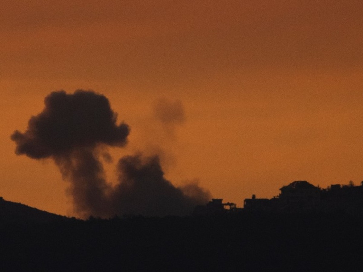 At least three people killed in Israeli attacks in Lebanon | Radio ...